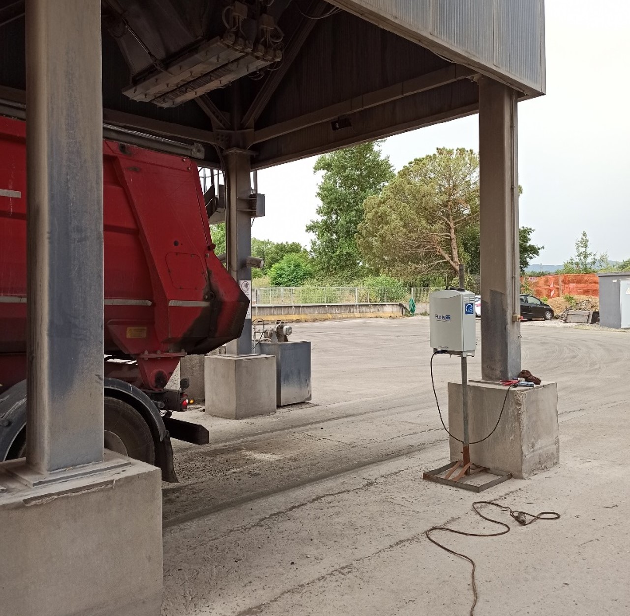 Monitoring odorous nuisances from bituminous conglomerate production ...